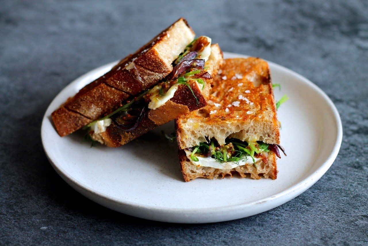 Vegetar toast - opskrift på lækker vegetarisk toast med ost