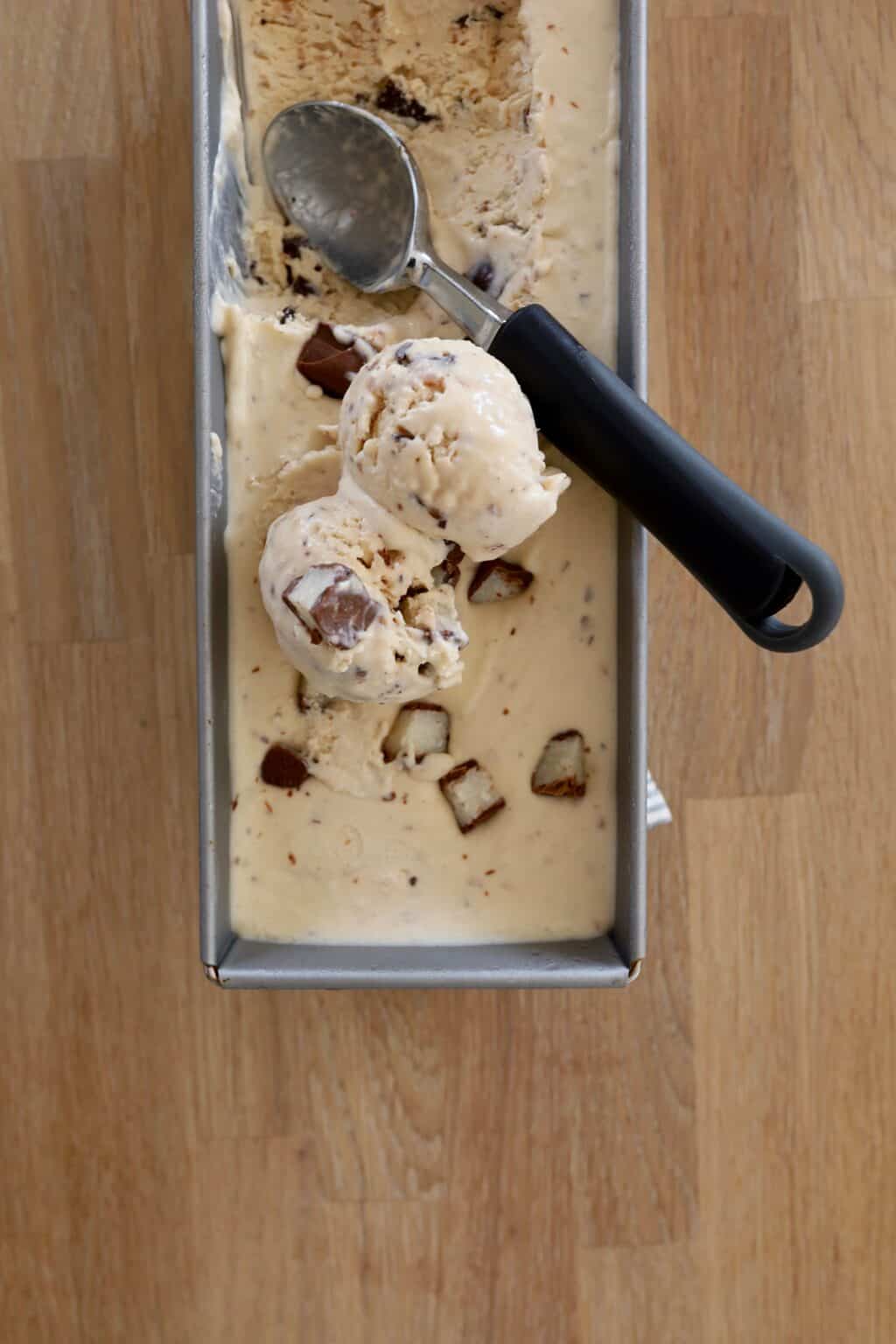 Bounty is - hjemmelavet med kondensereret mælk uden maskine